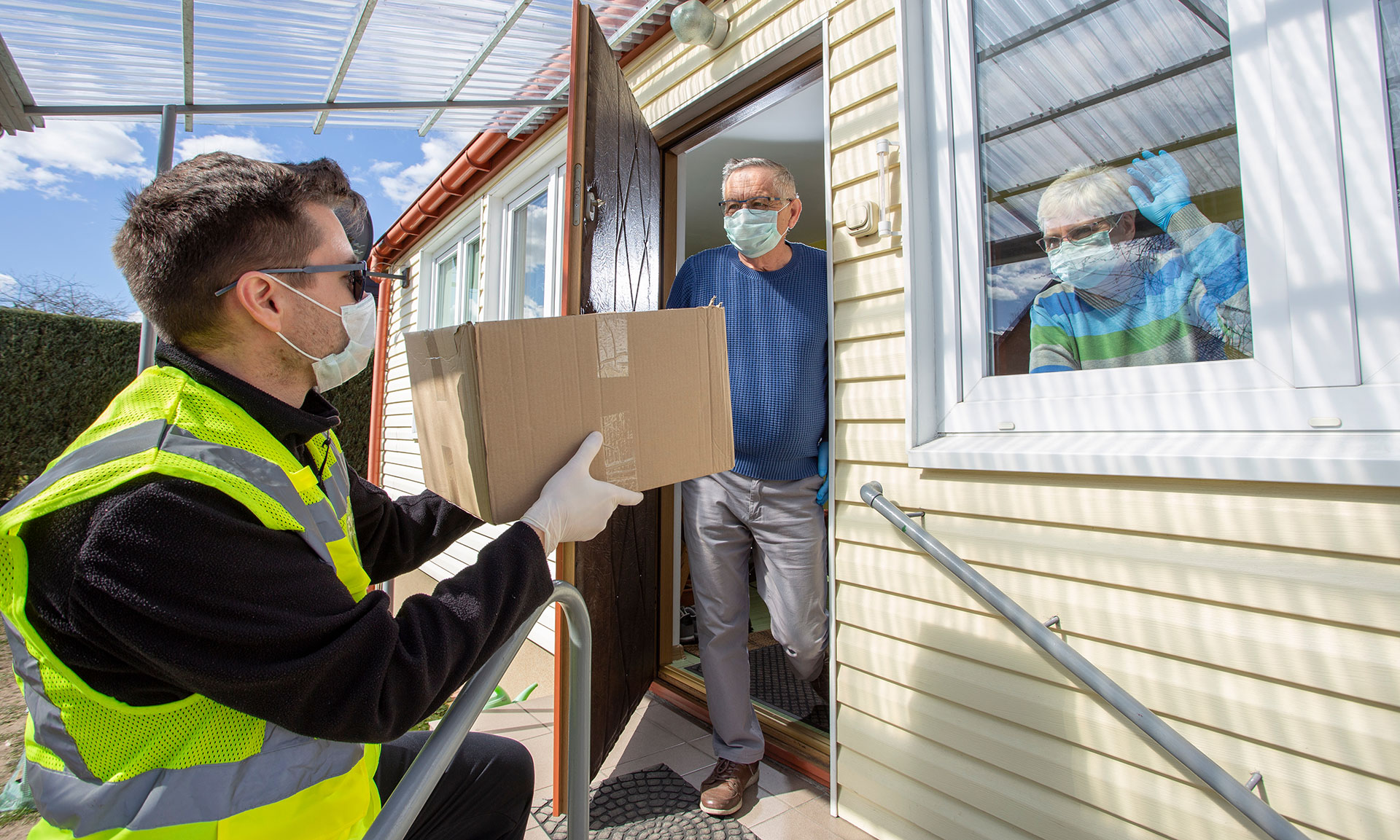 Pandemic Im/mobilities of Children and Seniors - CONVERGE | Natural ...